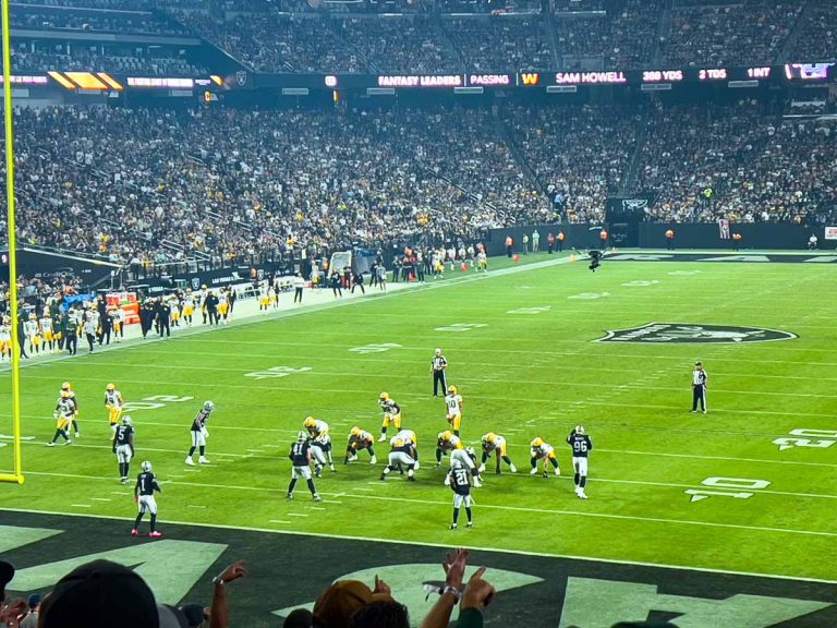 2025-26 NFL Road Trip Ideas - Ultimate Sports Road Trip