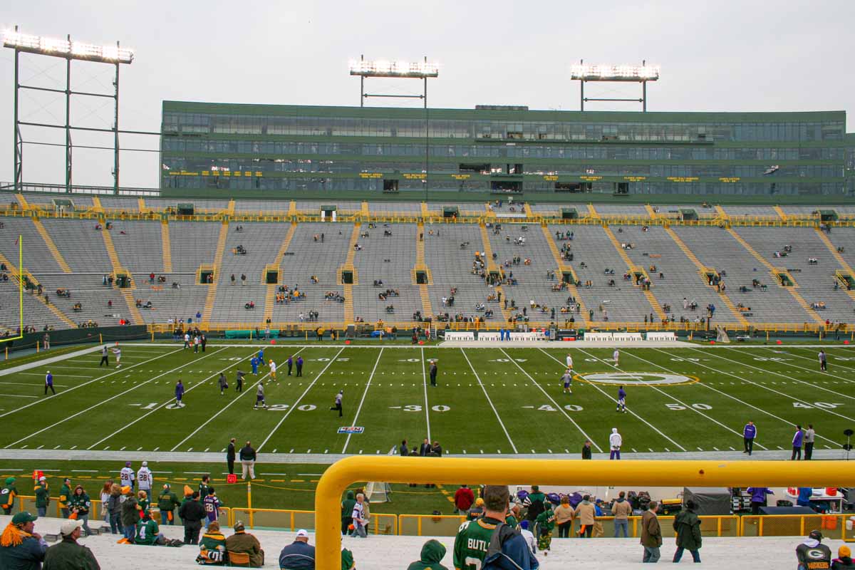 How to Plan a Trip to a Green Bay Packers Game - Ultimate Sports Road Trip