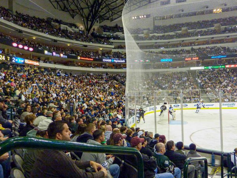 How to Find the Best Seats at an NHL Hockey Game - Ultimate Sports Road ...