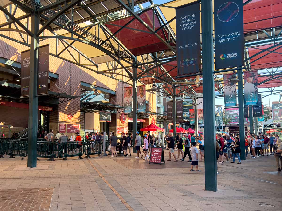 Going to an Arizona Diamondbacks Game – A Complete Guide - Ultimate ...